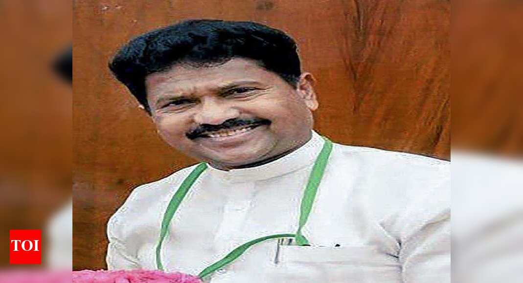 Mohan Delkar: Congress leaders seek probe of MP Mohan Delkar's death ...