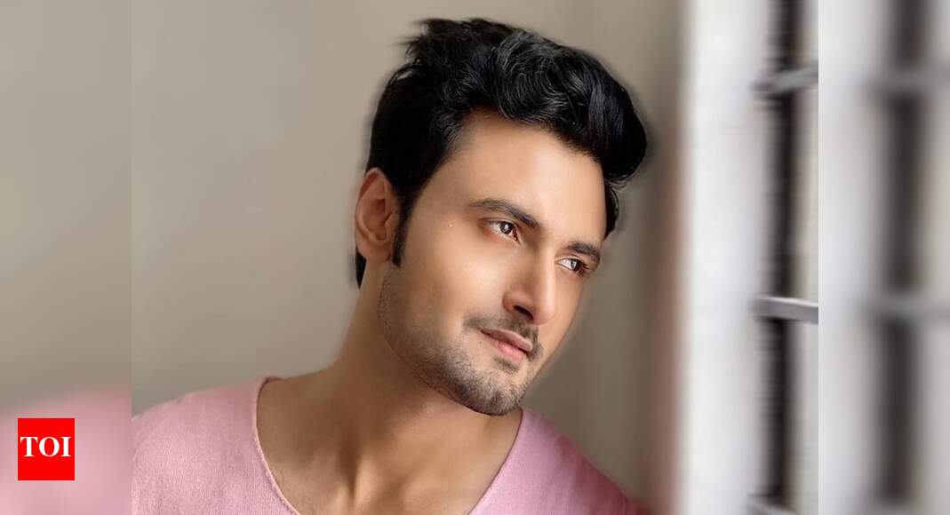 Sean Banerjee in home quarantine after testing positive for COVID-19 ...