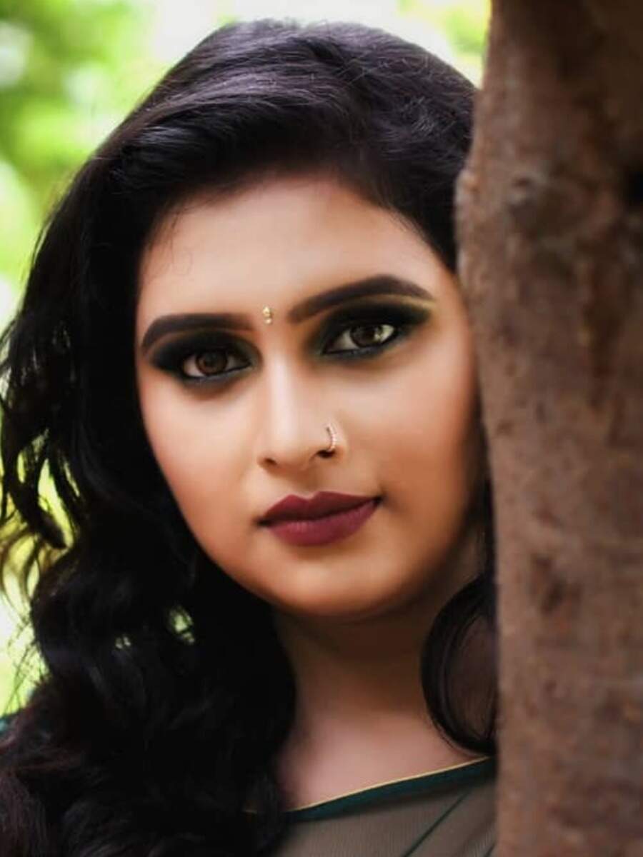 Glam pictures of BB Kannada 8 contestant Geetha Bharathi Bhat | Times ...