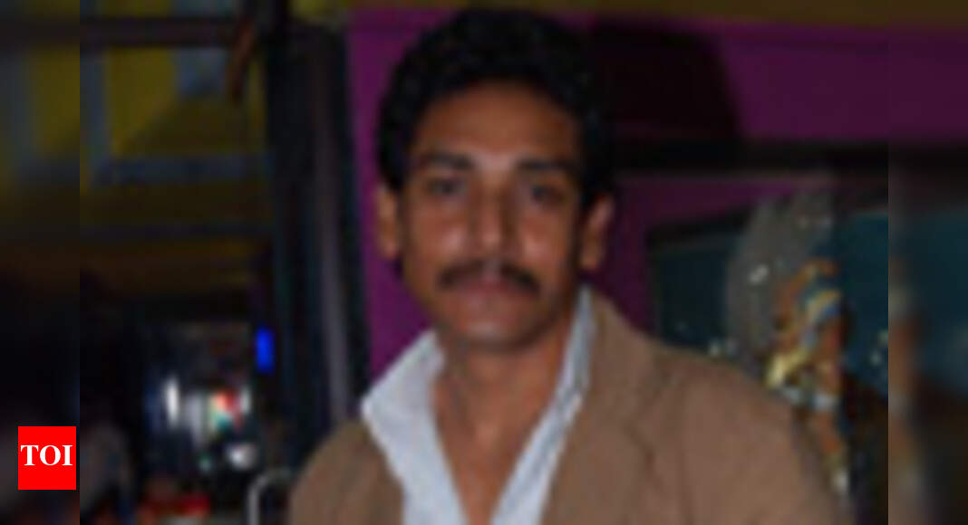 Sagnik is in uniform | Bengali Movie News - Times of India