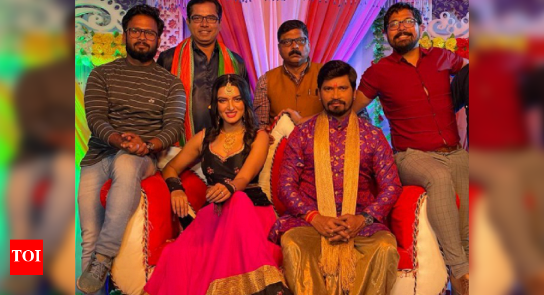 'Banarasi Babu': Sonalika Prasad shares BTS pictures from the sets of ...