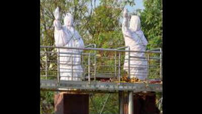 AIADMK seat talks continue, BJP likely to get 20, DMDK 15 | Chennai ...