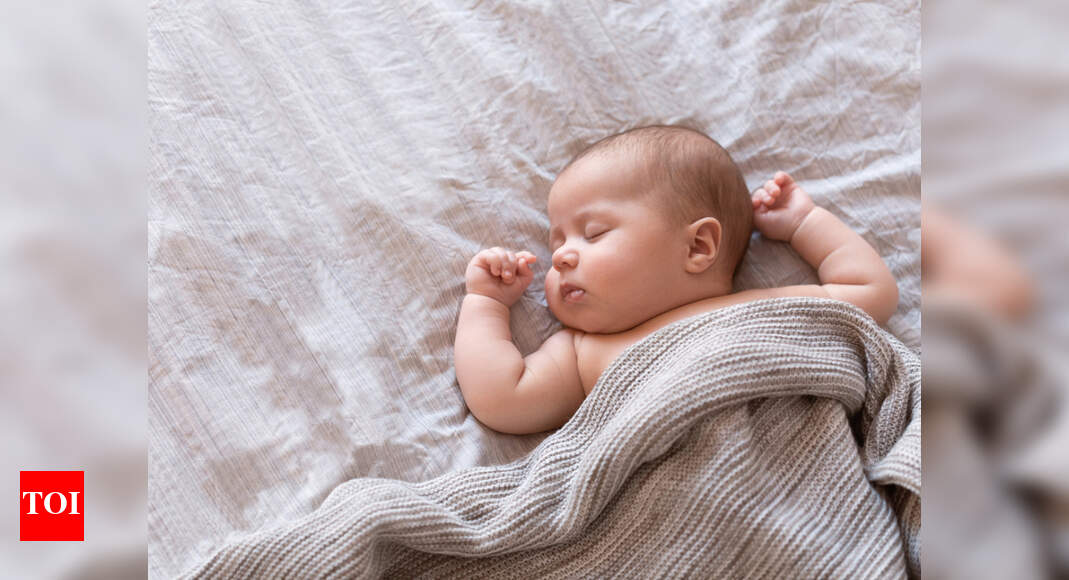 Catnapping: When babies have inconsistent sleep patterns, even after ...