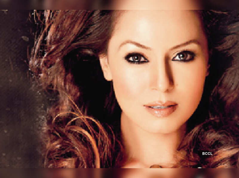 Mahima Chaudhry in a swimsuit! | Hindi Movie News - Times of India
