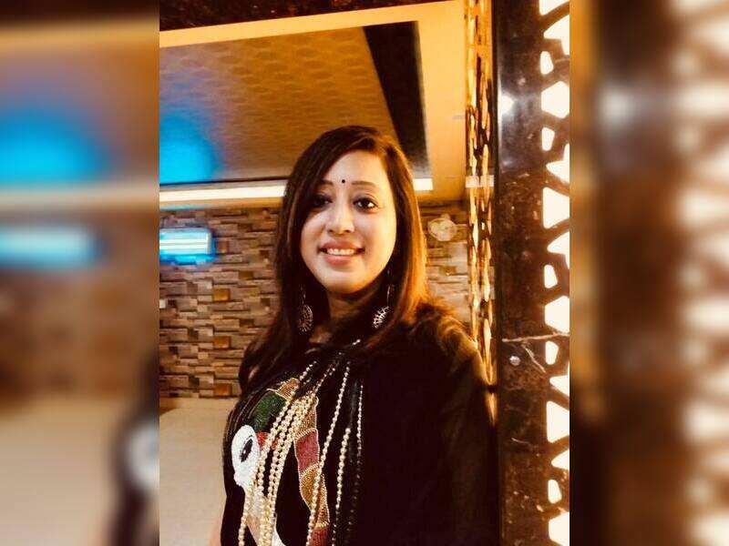 Reshmi Mitra says ‘Shlilatahanir Pore’ gives a positive message against ...