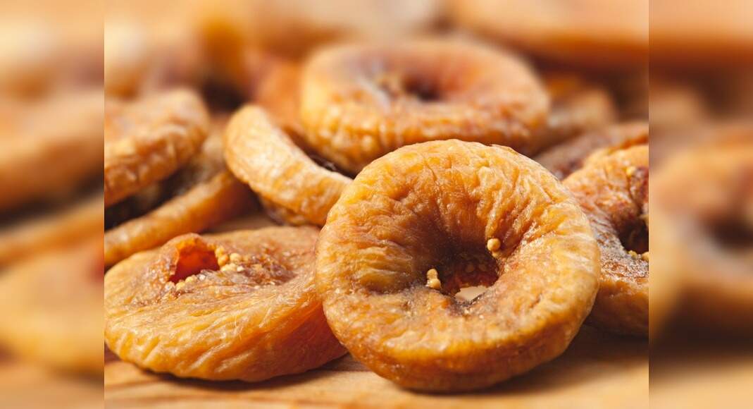 Why you must consume soaked Anjeer daily in the morning