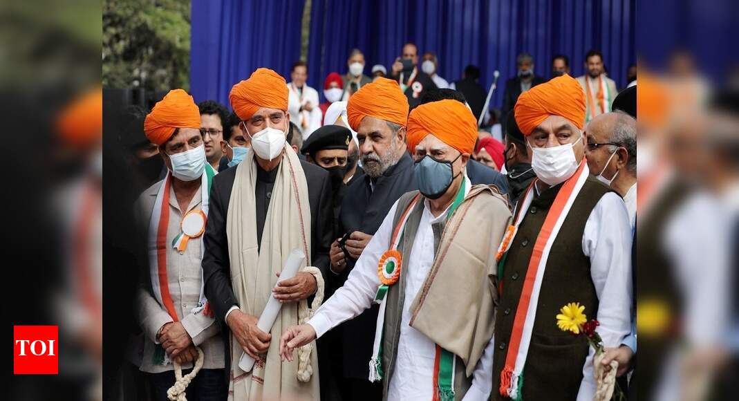 G-23’s Azad, Sharma, Tewari not on star campaigners list | India News ...