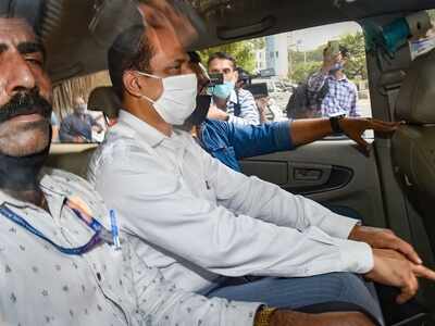 Mukesh Ambani security scare: Mumbai police officer Sachin Vaze suspended | India News - Times ...