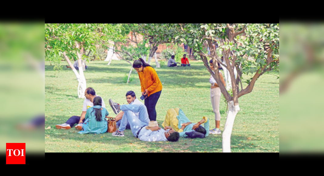 Temperature soars to 35 degrees in Agra region, relief likely later ...