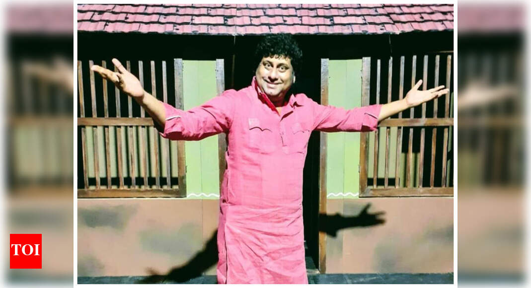 Rajesh Deshpande promises play Dhananjay Mane Ithech Rahtat to be a ...