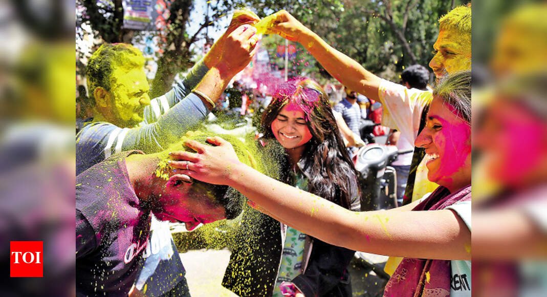 Public celebration of Holi & Rangapanchami banned in Nashik | Nashik ...