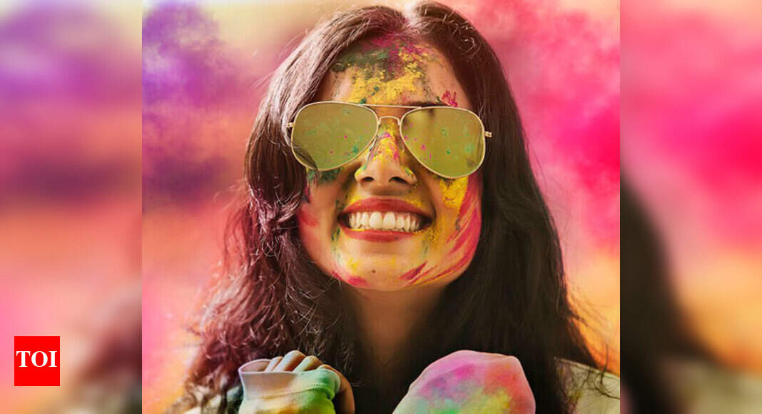 Your guide to a safe, intimate Holi - Times of India