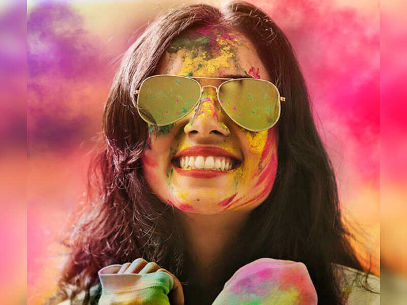 Your guide to a safe, intimate Holi - Times of India