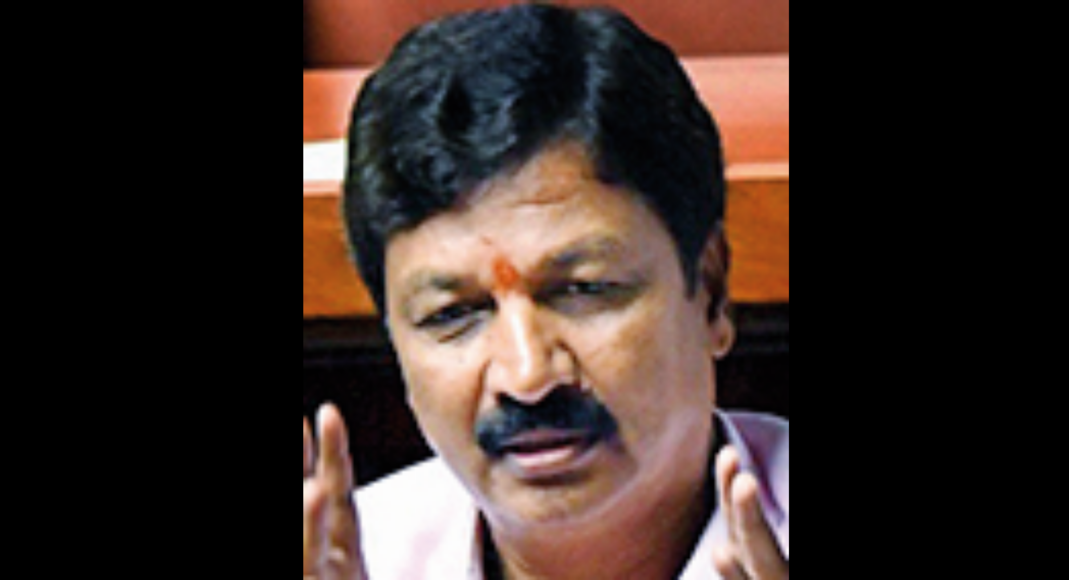Sex Scandal Will File Complaint Against Ramesh Jarkiholi Says Woman In Her Third Video