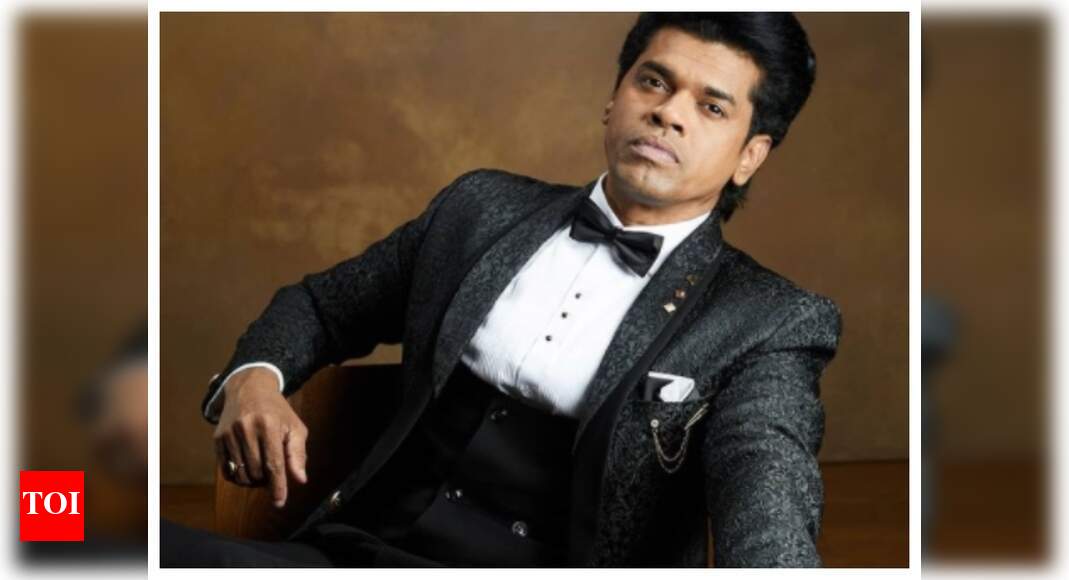 Siddharth Jadhav celebrates 11 years of 'Huppa Huiyya'; shares a ...