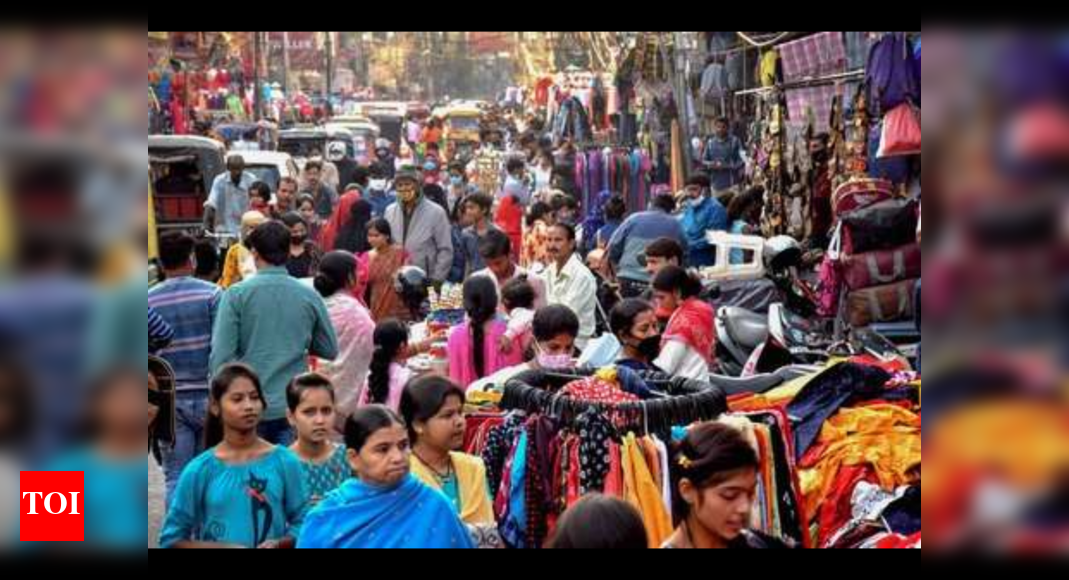 Patna markets packed up to the hilt with shoppers ahead of Holi | Patna ...