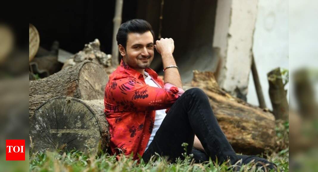 This Holi, I’m avoiding colours: Sean Banerjee | Bengali Movie News ...