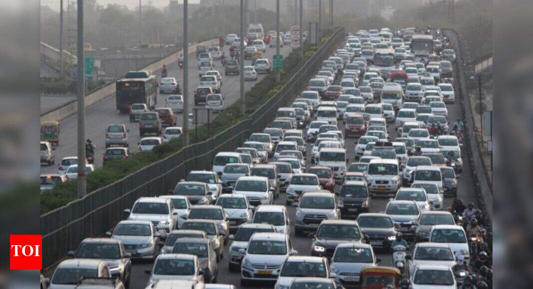 Delhi has 3rd highest share of 15-year-old vehicles in India - Times of ...