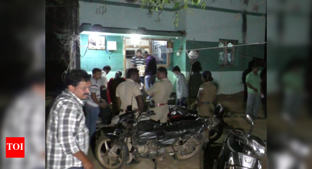 Tamil Nadu election: Rs 1crore seized from house of Manapparai MLA R ...