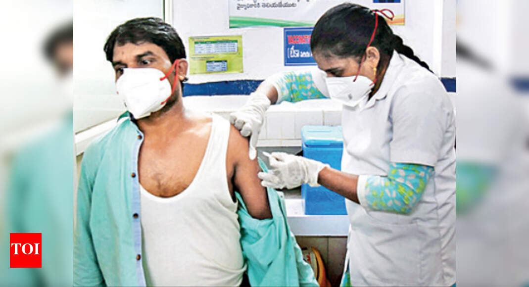 Vax drive to open for those over 45, 1 lakh target a day | Hyderabad ...