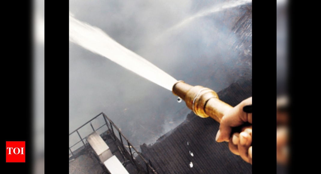 Alert firemen douse fire at 8 places in city | Nagpur News - Times of India