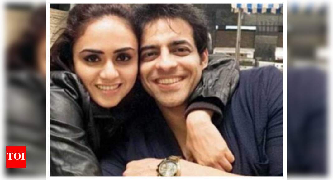 Amruta Khanvilkar wishes hubby Himanshu Malhotra on his birthday with ... Amruta Khanvilkar wishes hubby Himanshu Malhotra on his birthday with ...