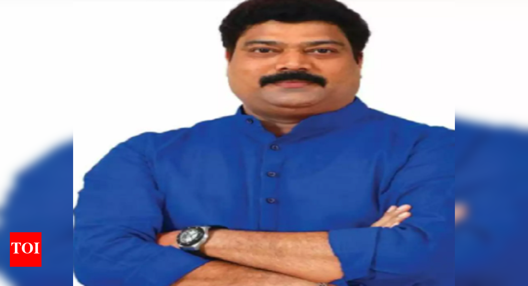Make names of Covid-19 patients public, says MNS MLA Pramod Patil ...