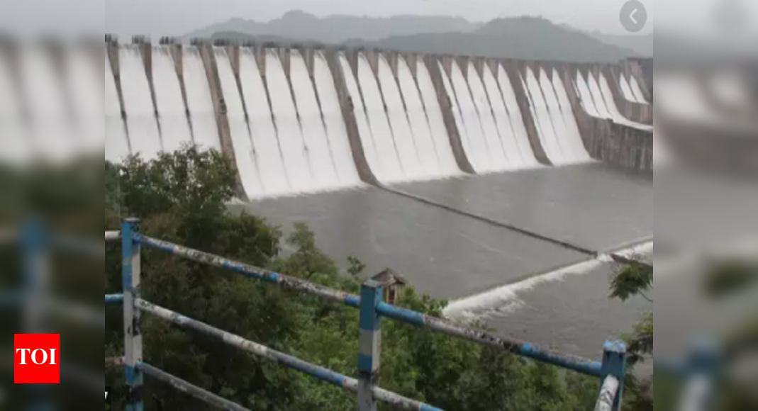 Gujarat: Work on 7,700km canal network in Narmada dam project ...