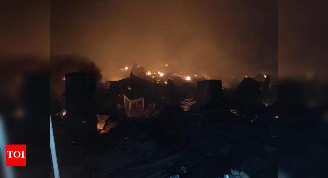 400 shanties gutted in fire near DLF-3 | Gurgaon News - Times of India