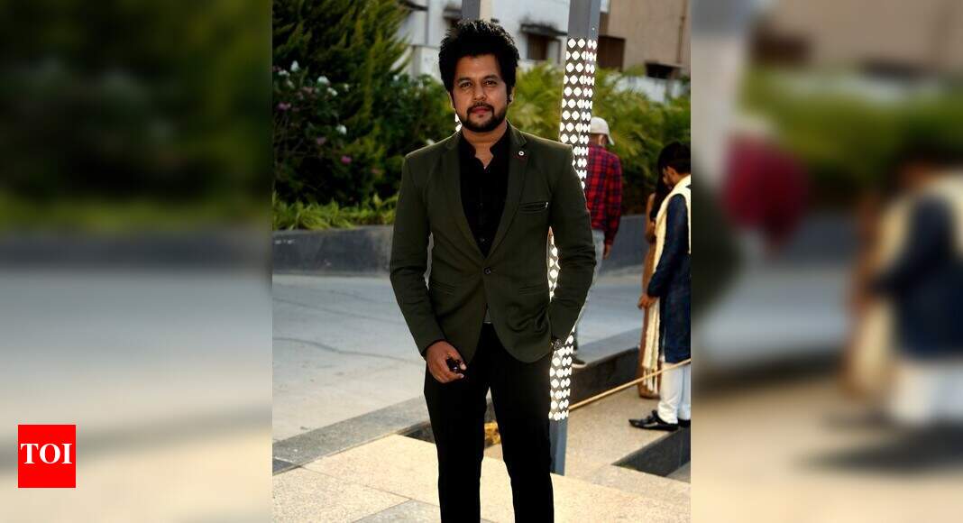 Deepak Mahadev signs new serial - Times of India