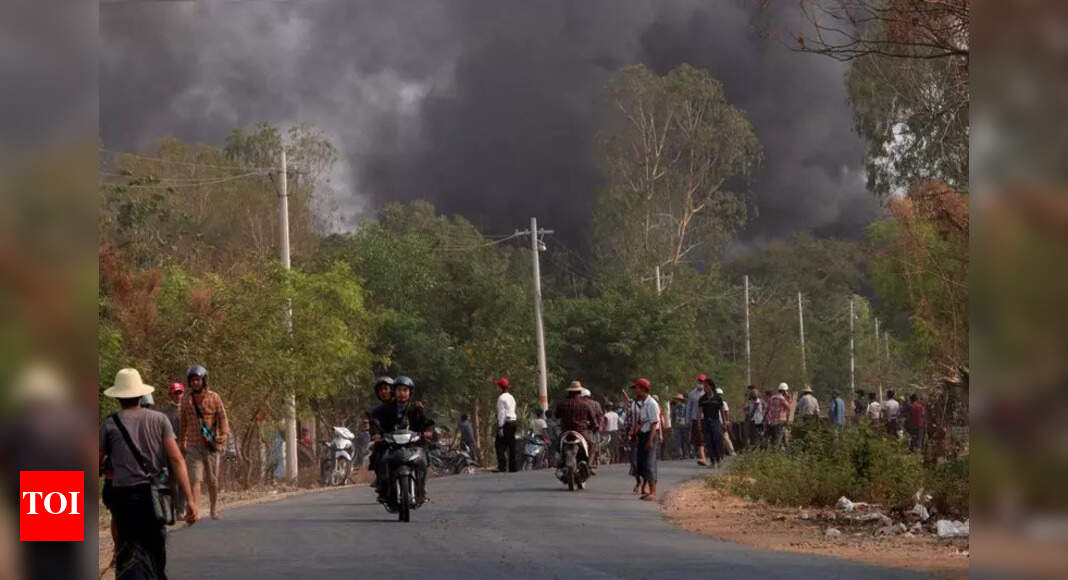 Armed clashes in Myanmar between troops and anti-junta protesters ...