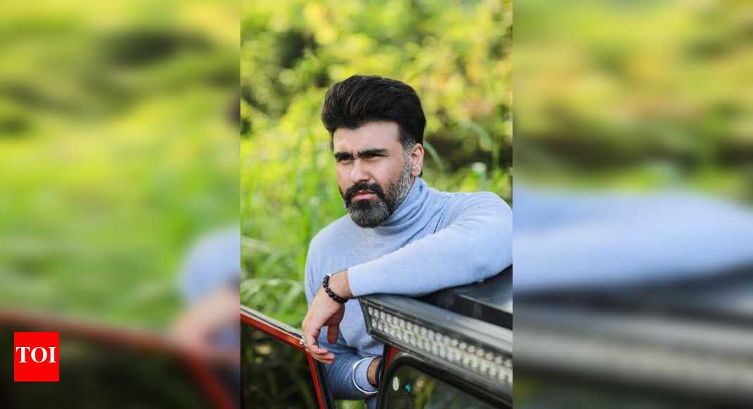 Aarya Babbar: As actors we need to be professional and that includes ...