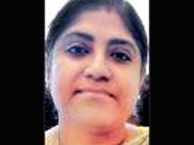 No ambulance, no admission: Professor dies gasping | Ahmedabad News ...