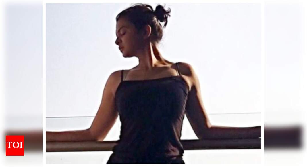 Janaki Pathak shares an alluring picture on Instagram; captions it 'Get ...