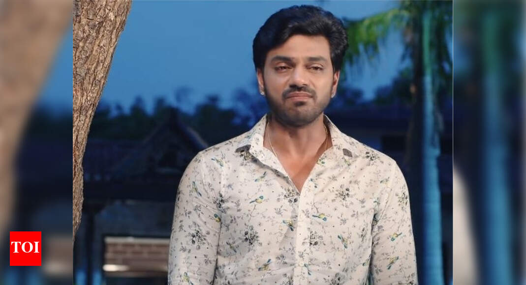 Devatha preview: Aditya is unhappy with Satya - Times of India