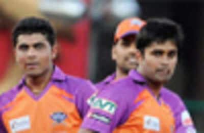 Kochi team arrives in Indore for two IPL matches | New Zealand in India ...