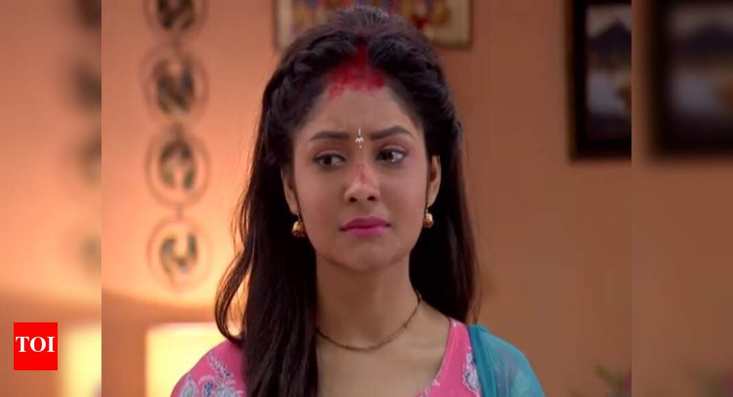 Krishnakoli: Chowdhury family accepts Ani and Krishna as a married ...