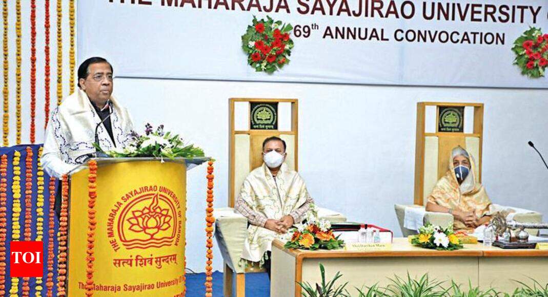 285 gold medals awarded at 69th MSU convocation | Vadodara News - Times ...