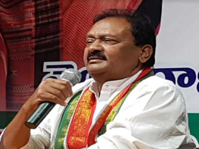 Shabbir Ali urges SEC to postpone municipal polls in view of a surge in ...