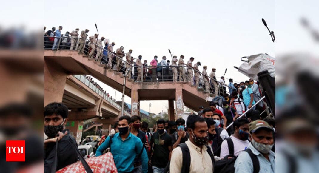 Delhi: Thousands of migrant workers head home despite CM Arvind ...