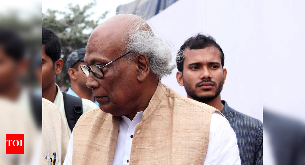 Bengali poet Shankha Ghosh dies with Covid | India News - Times of India