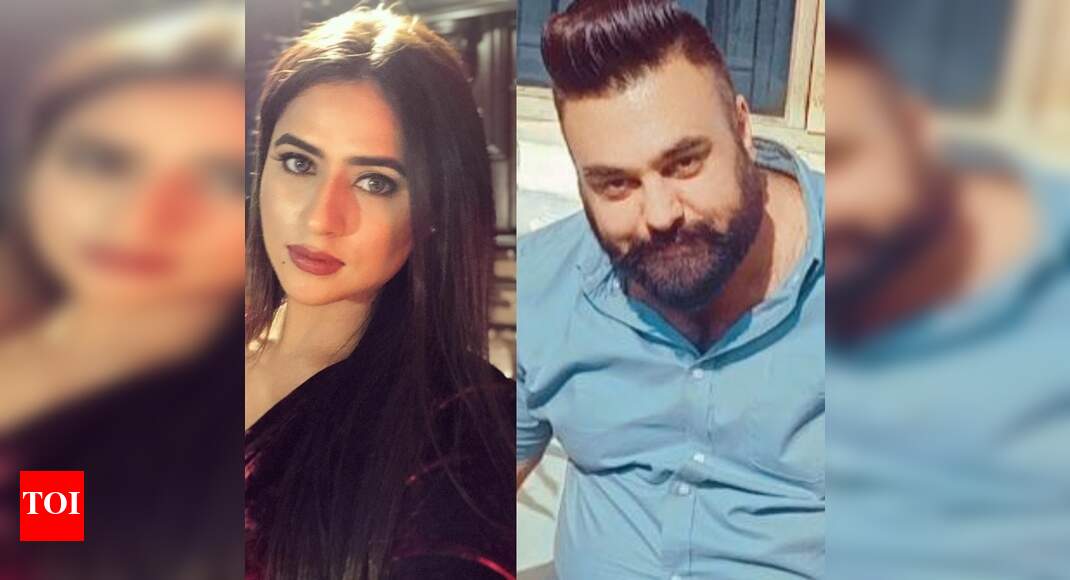Diljit Dosanjh starrer 'Mukhtiar Chadha' actress, Oshin Brar loses ...