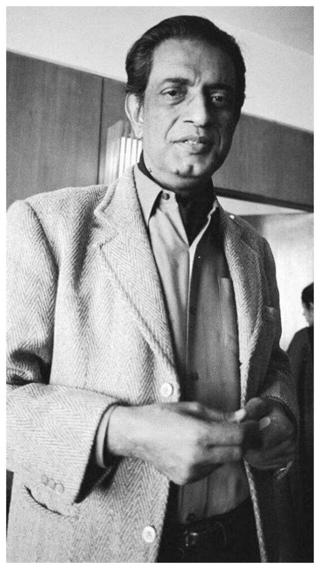 Satyajit Ray Photos | Satyajit Ray Images | Satyajit Ray Pictures ...