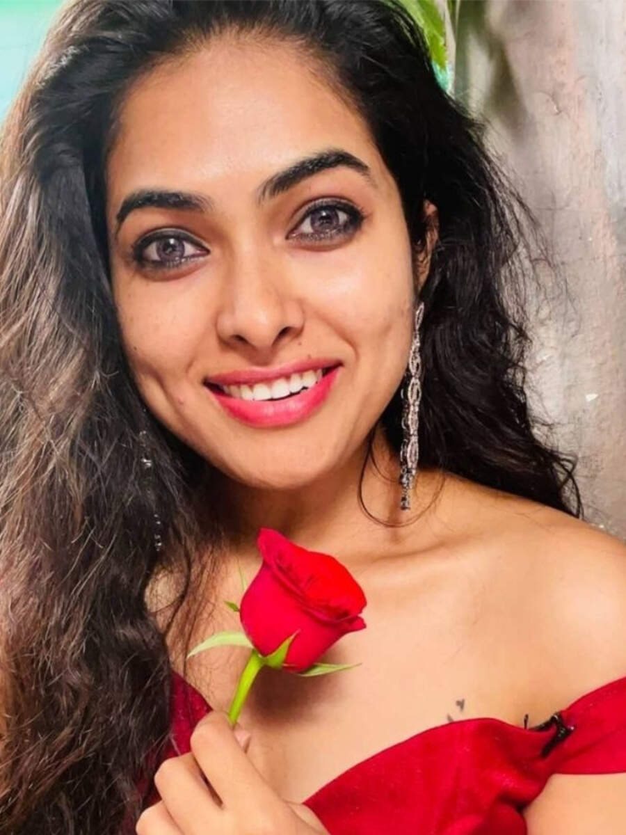 Lesser-known facts about BB Telugu 4 fame Divya Vadthya aka Divi ...