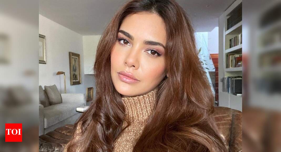 After Fatima Sana Shaikh, Esha Gupta goes offline; says, 'I wish ...