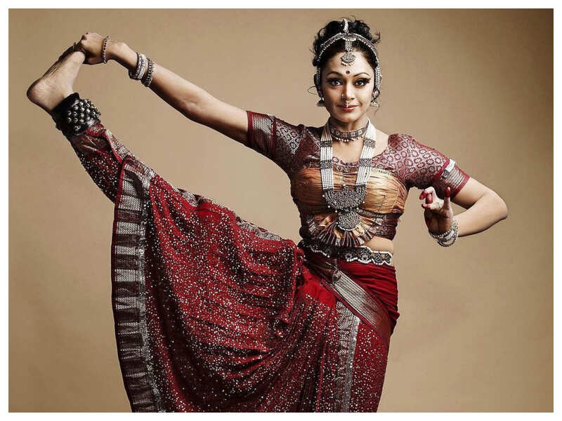Shobana: International Dance Day 2021: How Shobana’s works cheered the ...