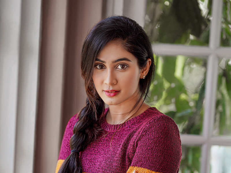 Deepti Sati plays a classical dancer in Pathonpatham Noottandu ...