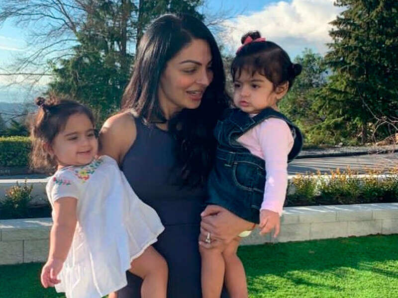 Video: Neeru Bajwa’s latest post with her daughters is pure love ...