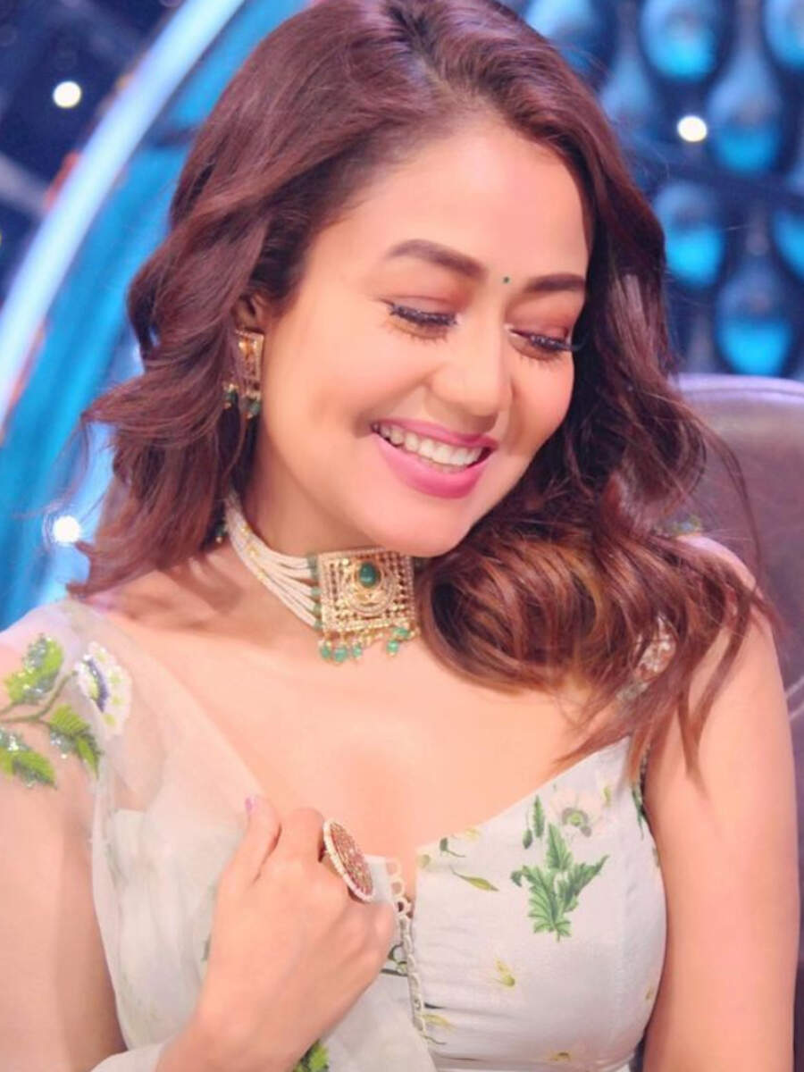 Neha Kakkar's ethnic looks can inspire new brides | Times of India