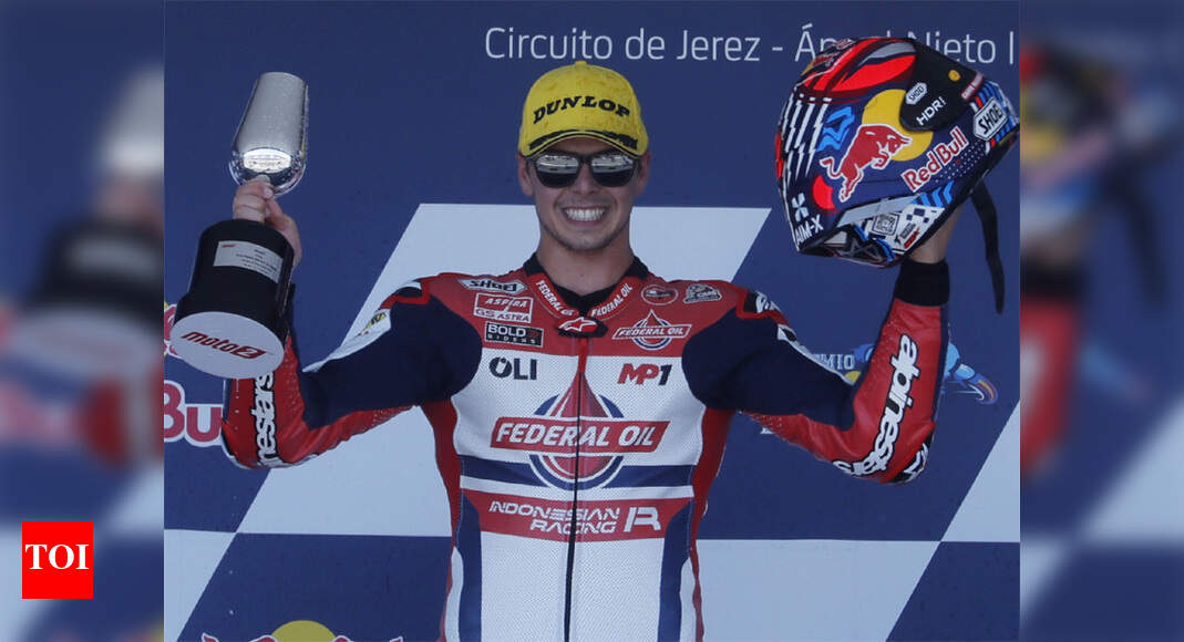 Spanish GP: Fabio Di Giannantonio wins Jerez Moto2 for grieving Gresini ...